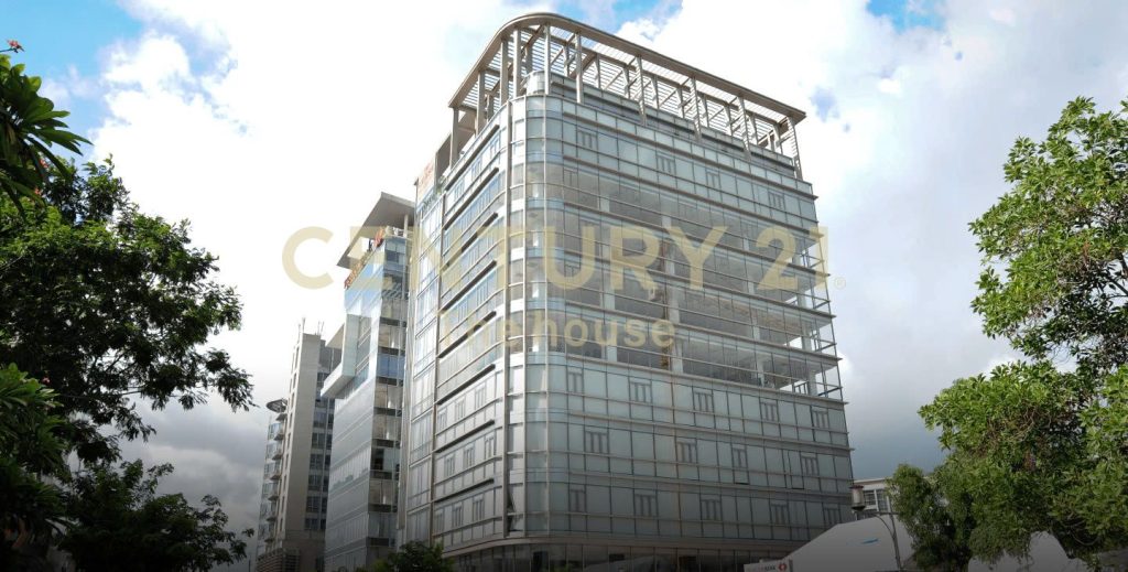 UOA OFFICE BUILDING - Century 21